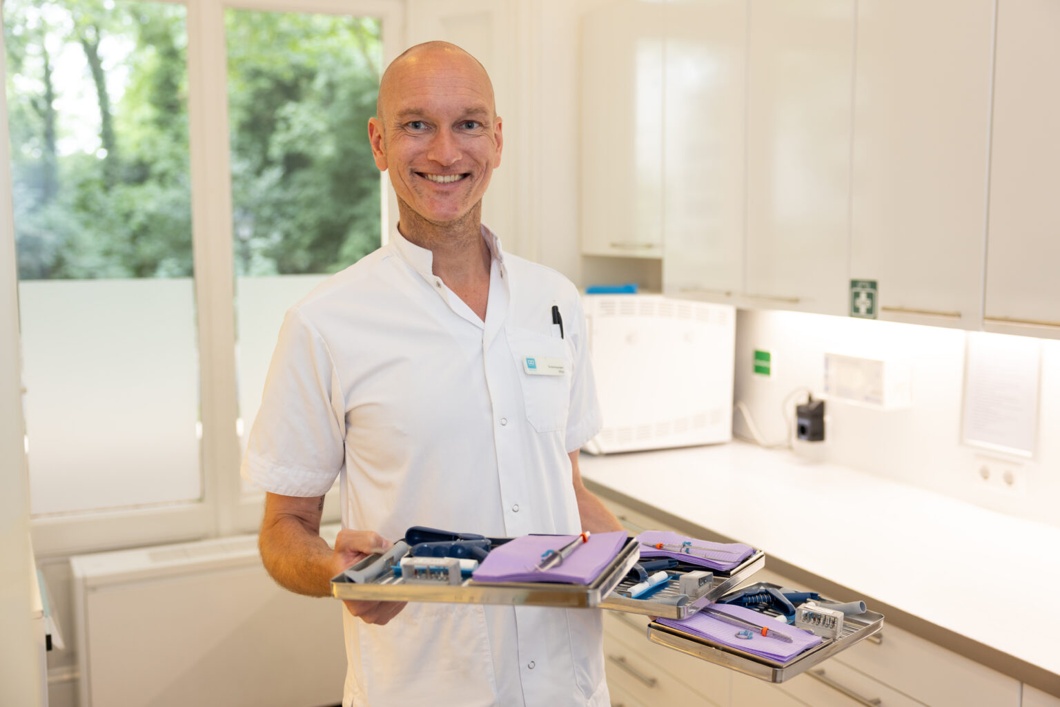 Tandartsassistent opleiding (zij-instromer) - Werken bij Dental Clinics